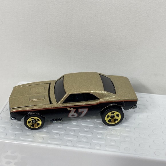 Hot Wheels | Toys | Hot Wheels Gold Cars 967 Camaro 1982 Pontiac Gto ...